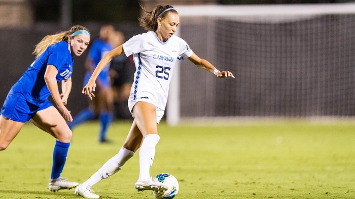 Maycee Bell Is Comfortable With the Uncomfortable